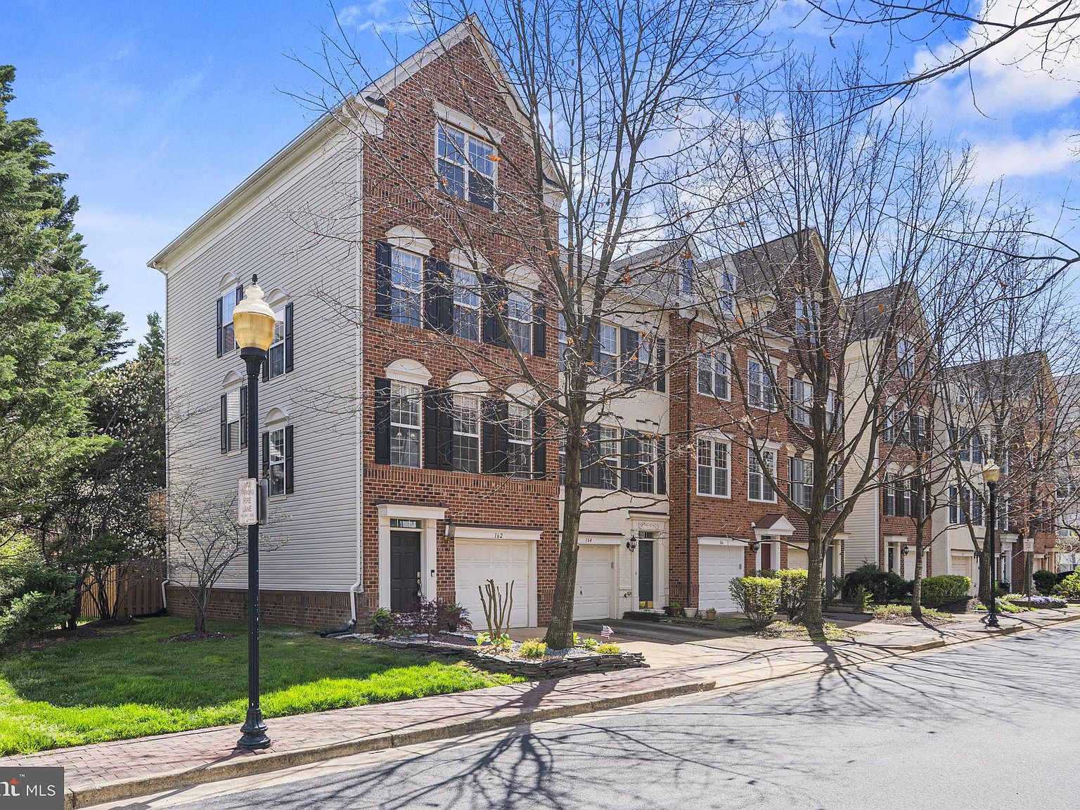 162 Barrett Pl, Alexandria, VA 22304 | Zillow