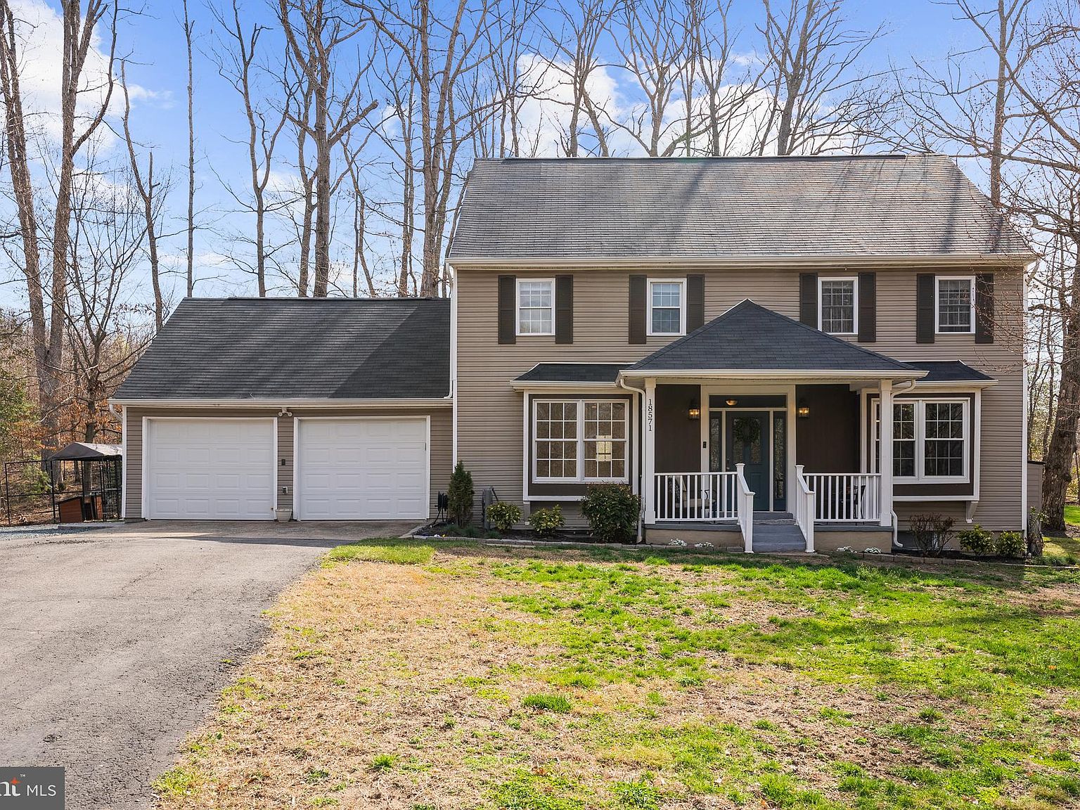 18571 Old Triangle Rd, Triangle, VA 22172 | Zillow