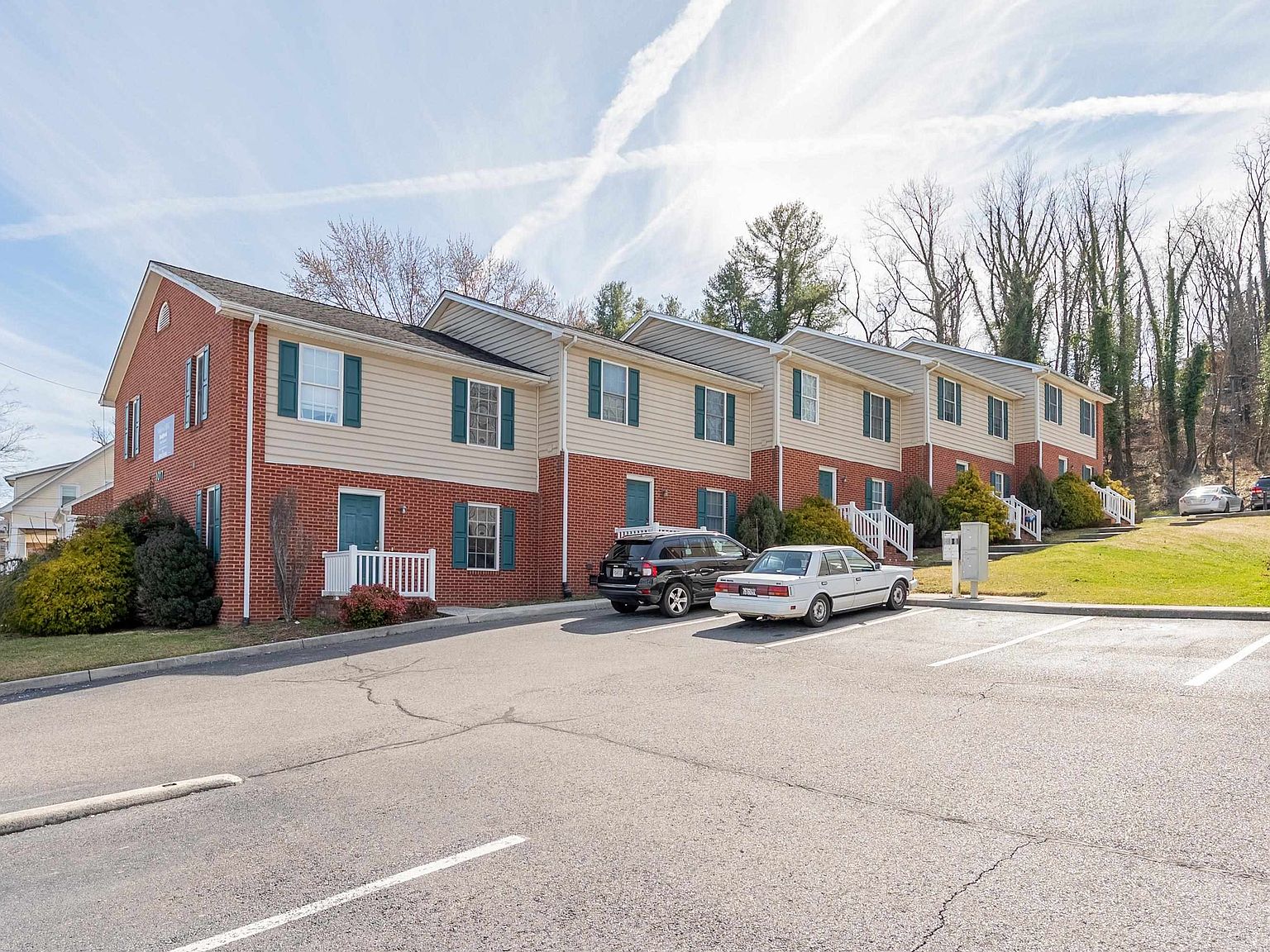 1017 Lawrence St, Radford, VA 24141 | MLS #420272 | Zillow