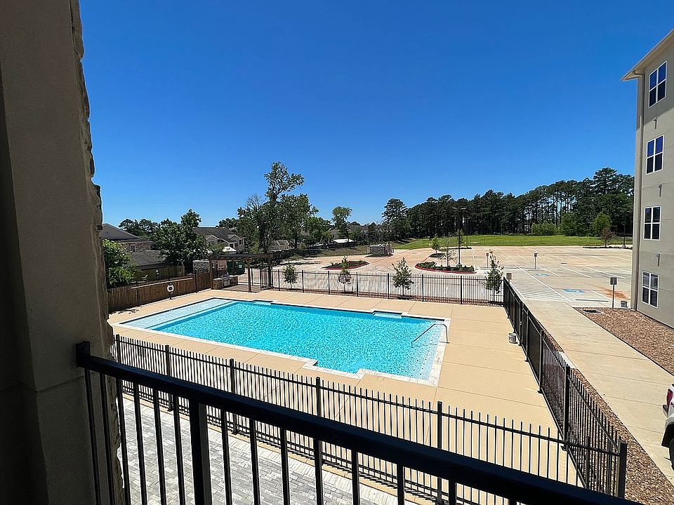 2301 N Frazier St, Conroe, TX 77303 | Zillow