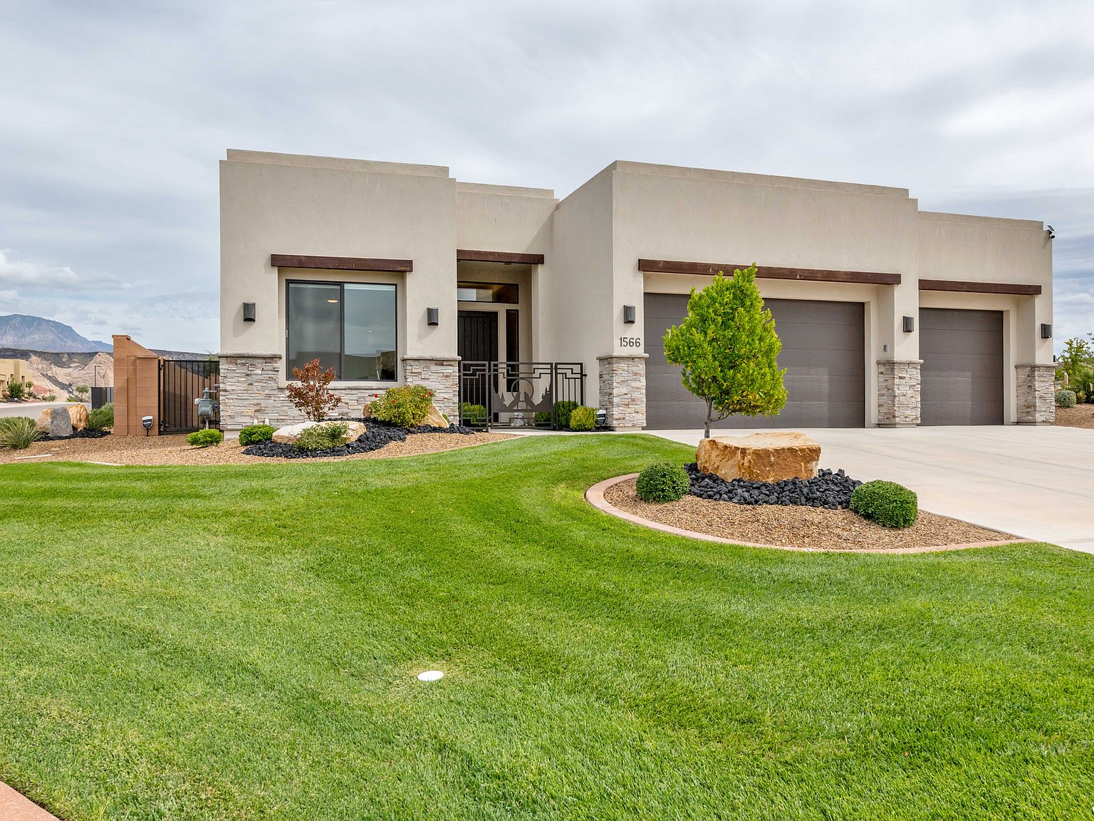 1566 W Firepit Dr, Saint George, UT 84770 | MLS #1903384 | Zillow