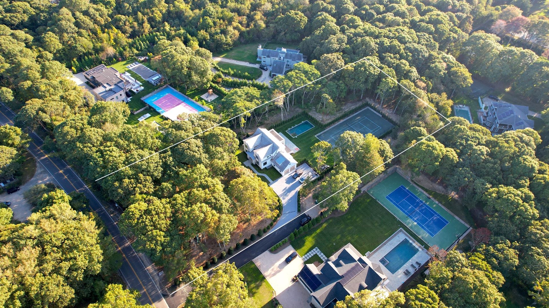 237 North Magee St, Southampton, NY 11968 | Out East