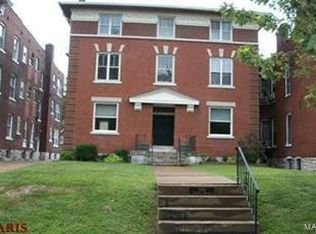 29 Portland Pl, Saint Louis, MO 63108 | MLS #25054182 | Zillow