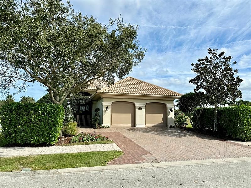 102 SE Rio Palermo Port St, Pt Saint Lucie, FL 34984 | Zillow