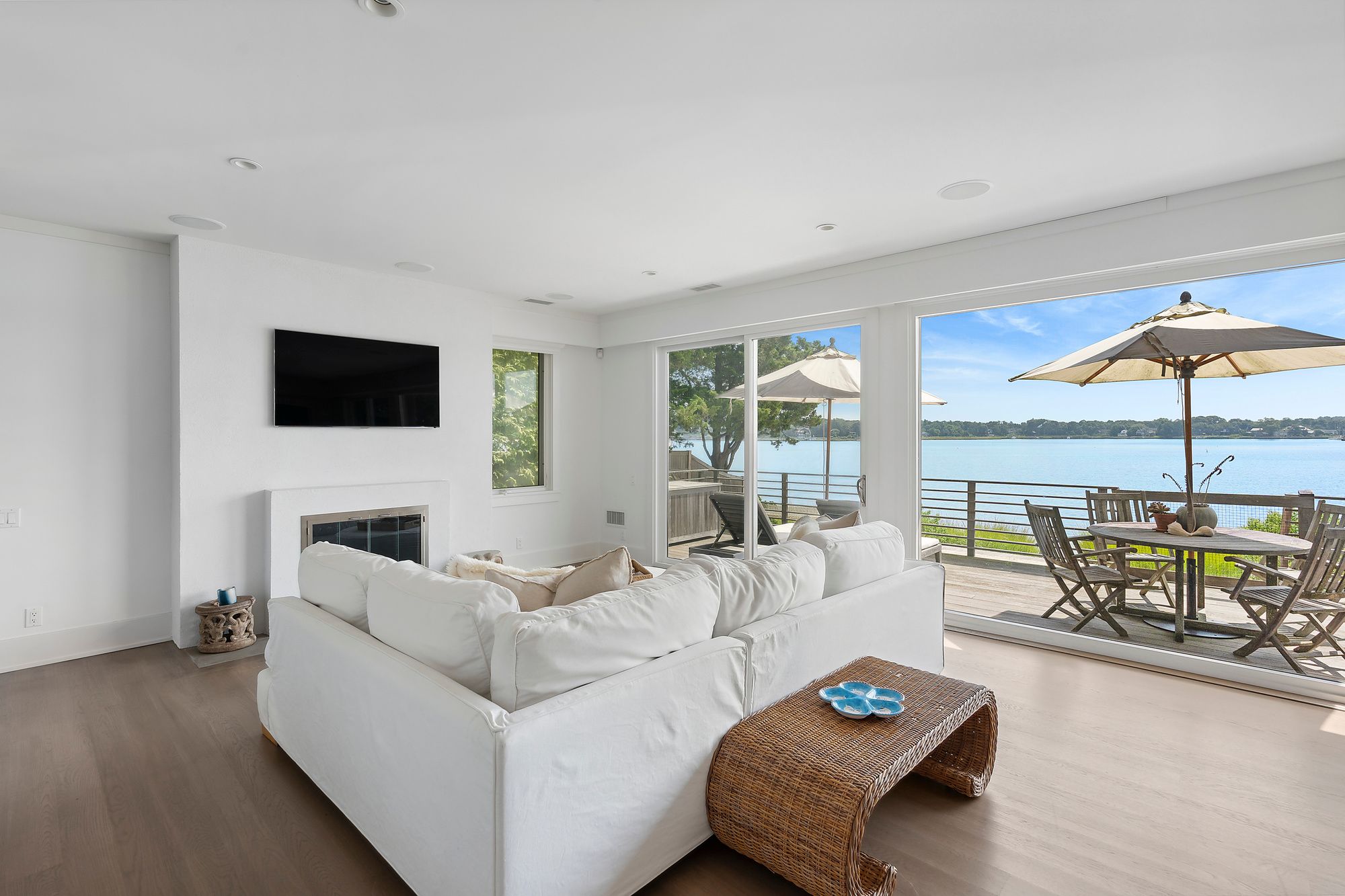 210 Towd Point Rd, Southampton, NY 11968 | Out East