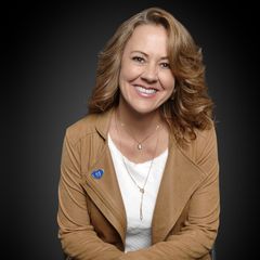 Laura Stewart - Real Estate Agent in Greenwood Village, CO - Reviews ...