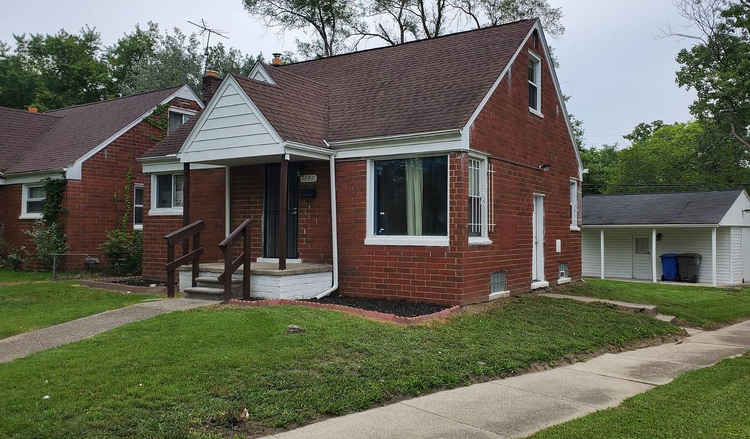 1191 Helen St, Inkster, MI 48141 | Zillow