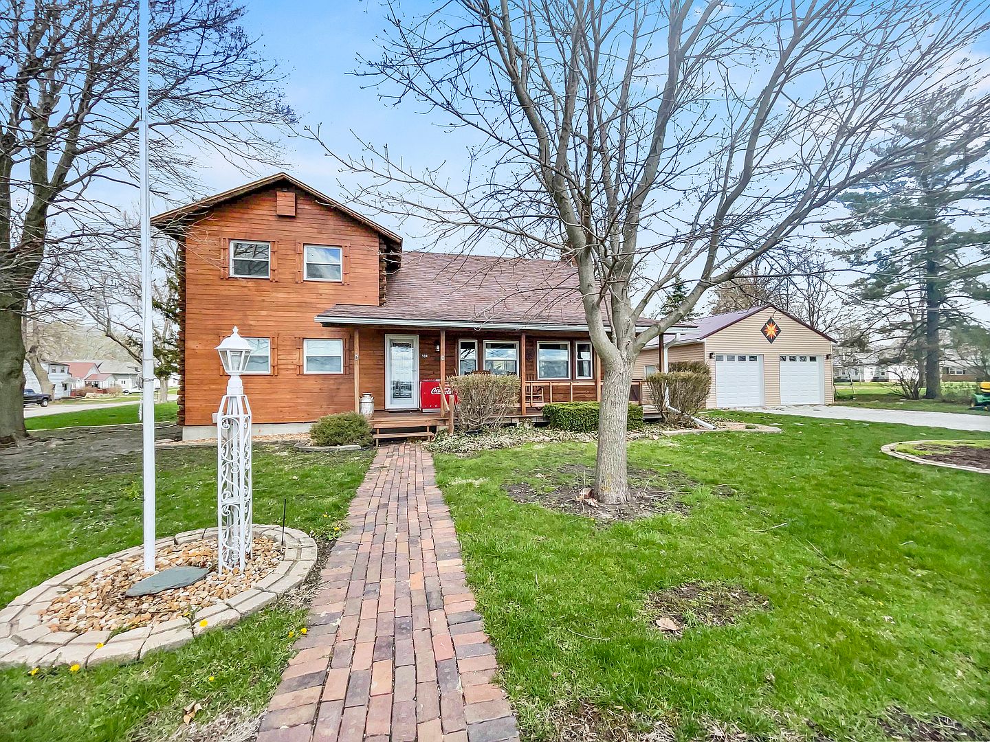 504 South St, Donovan, IL 60931 | Zillow