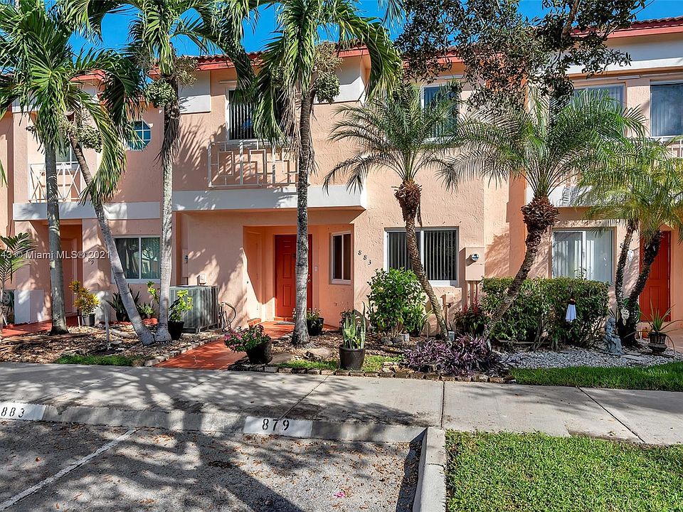 Malibu Bay - 883 NW 208th Ter Hollywood FL | Zillow
