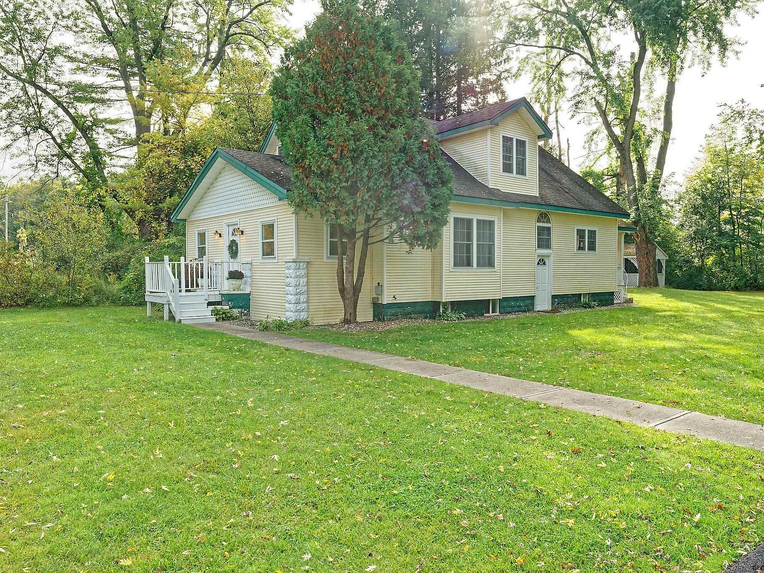 18 Tait Ln, Saratoga Springs, NY 12866 | Zillow