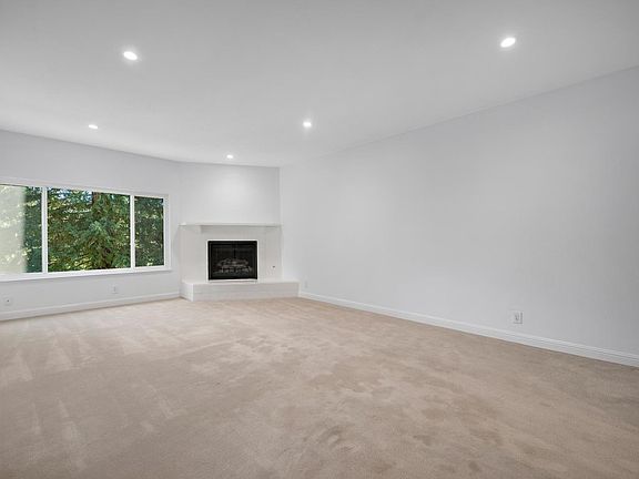 122 Collette St, Moore, SC 29369 | Zillow