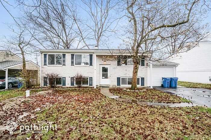 11813 Brookmont Dr, Maryland Heights, MO 63043 | Zillow