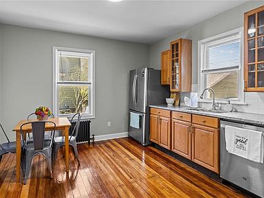 25 Henry St, Cranston, RI 02905 | Zillow