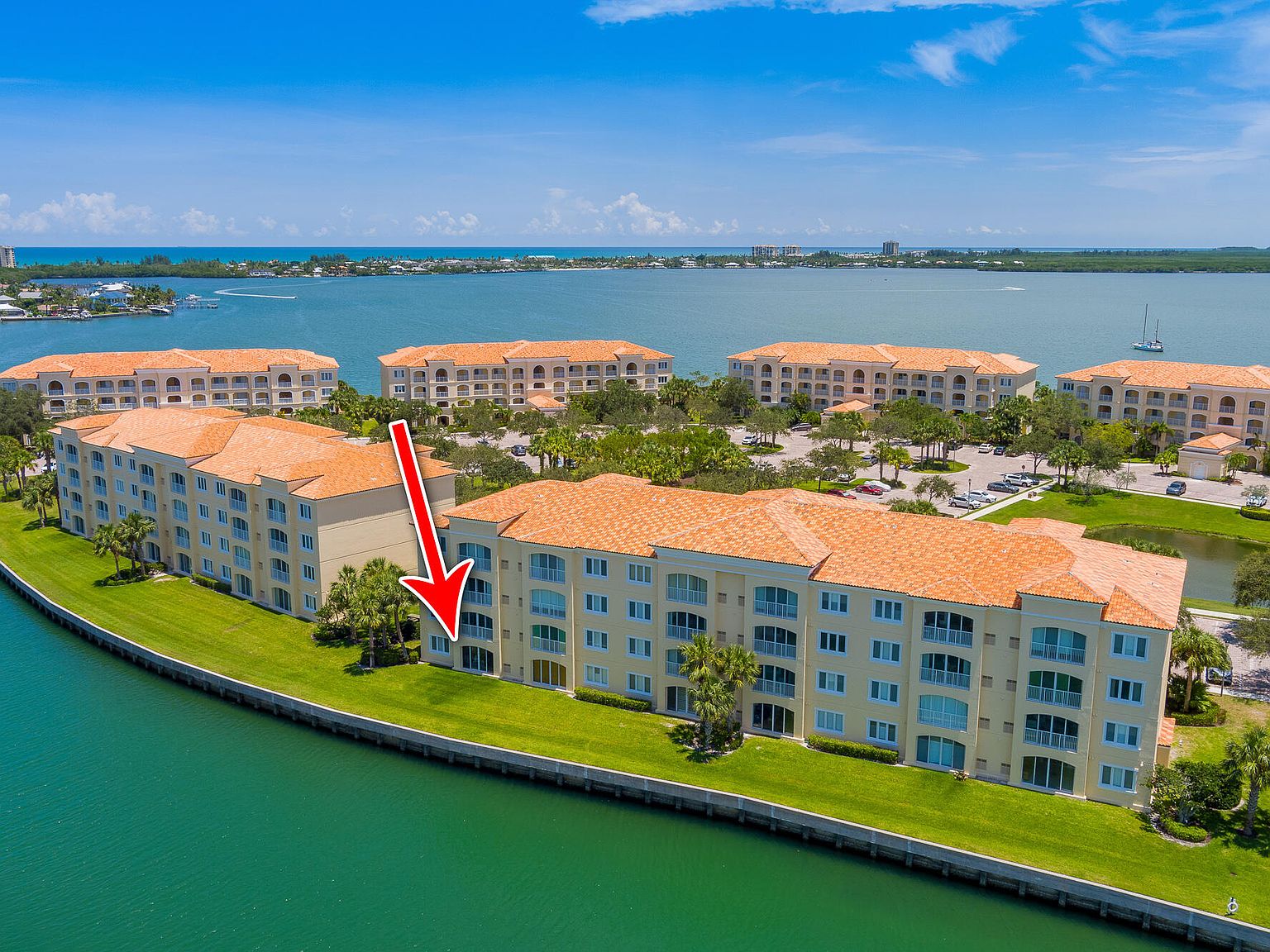 18 Harbour Isle Dr W UNIT 106, Fort Pierce, FL 34949 | MLS #RX-10902470 ...