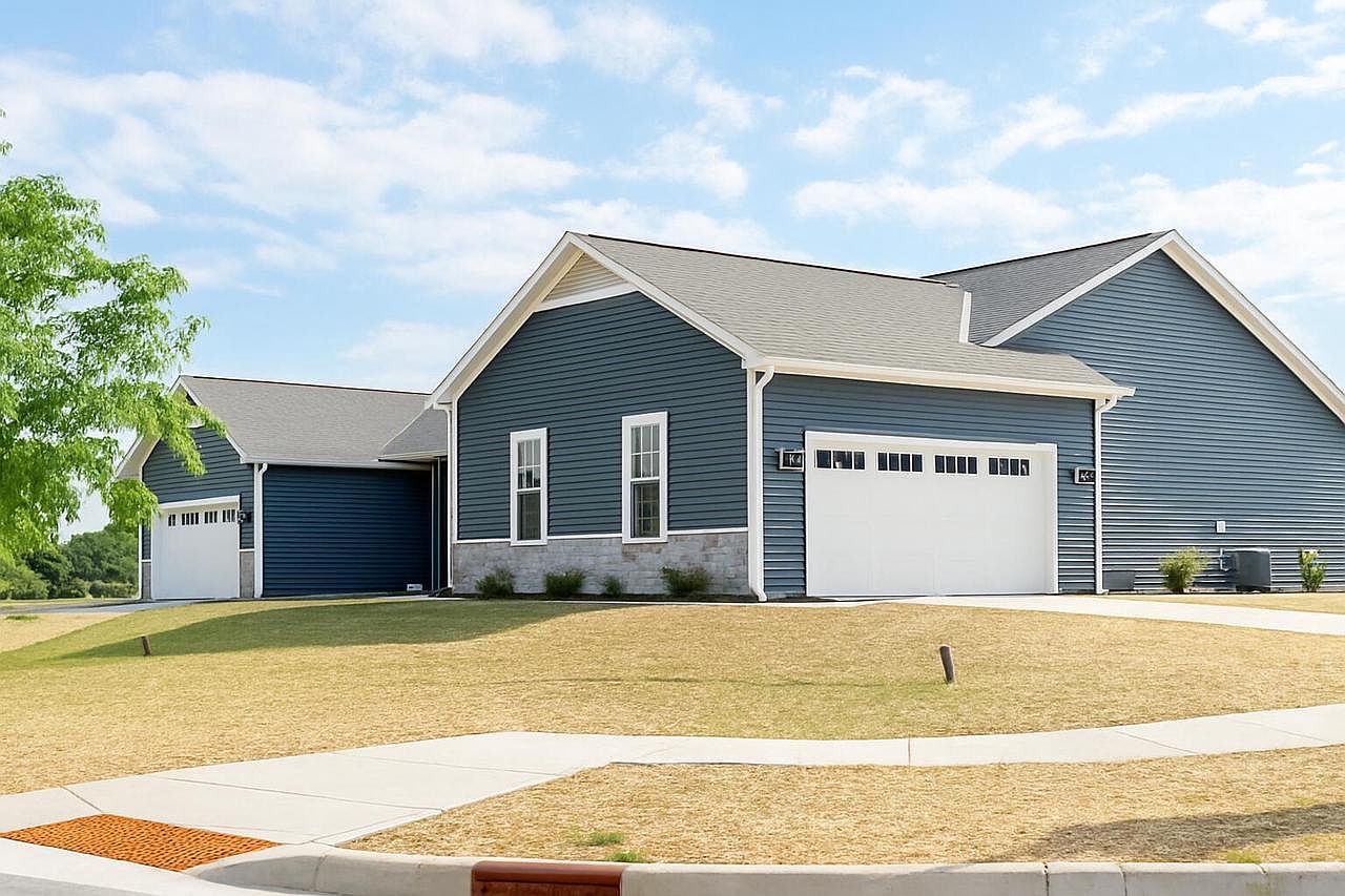 8302 85th AVENUE, Pleasant Prairie, WI 53158 | MLS #1925580 | Zillow