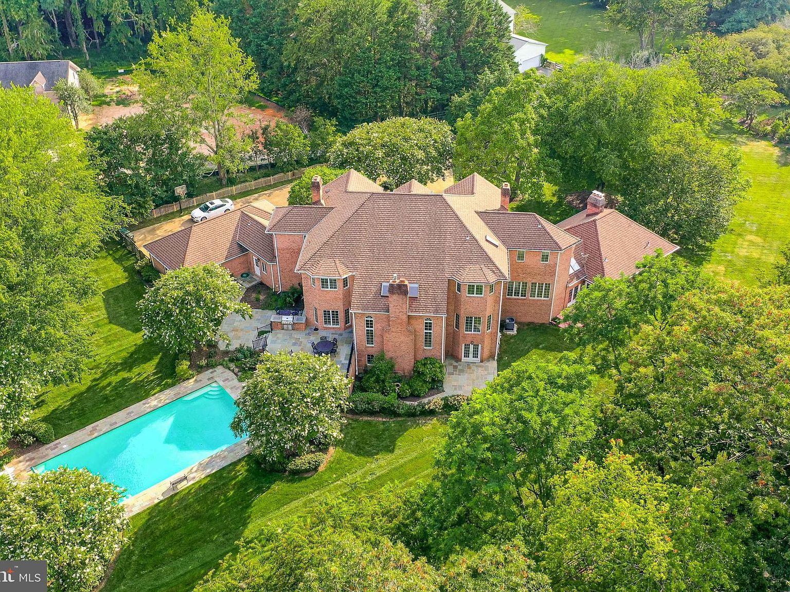 443 Springvale Rd, Great Falls, VA 22066 | Zillow