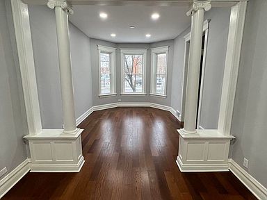 3752 W Cermak Rd, Chicago, IL 60623 | Zillow