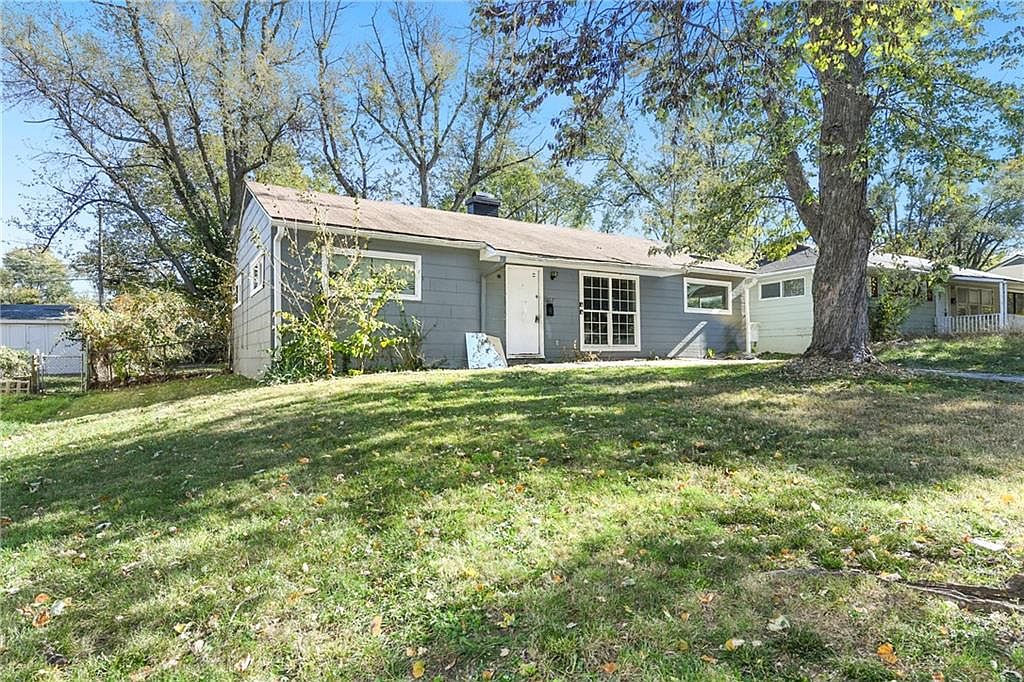 11217 Palmer Ave, Kansas City, MO 64134 | MLS #2462188 | Zillow