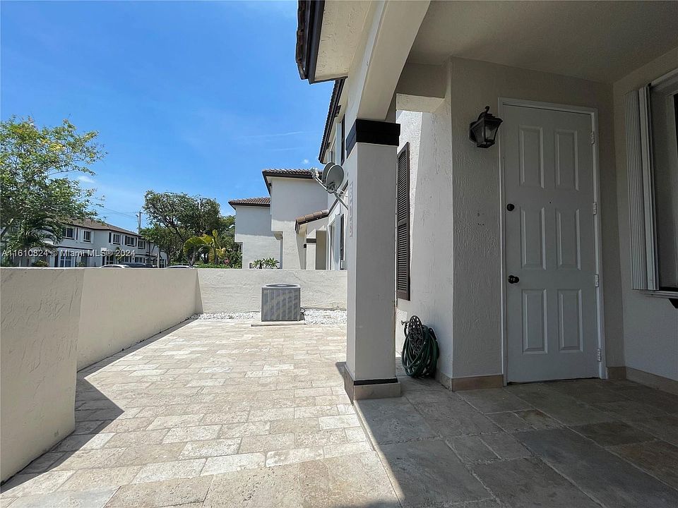 8725 SW 152nd Ave APT 318, Miami, FL 33193 | Zillow