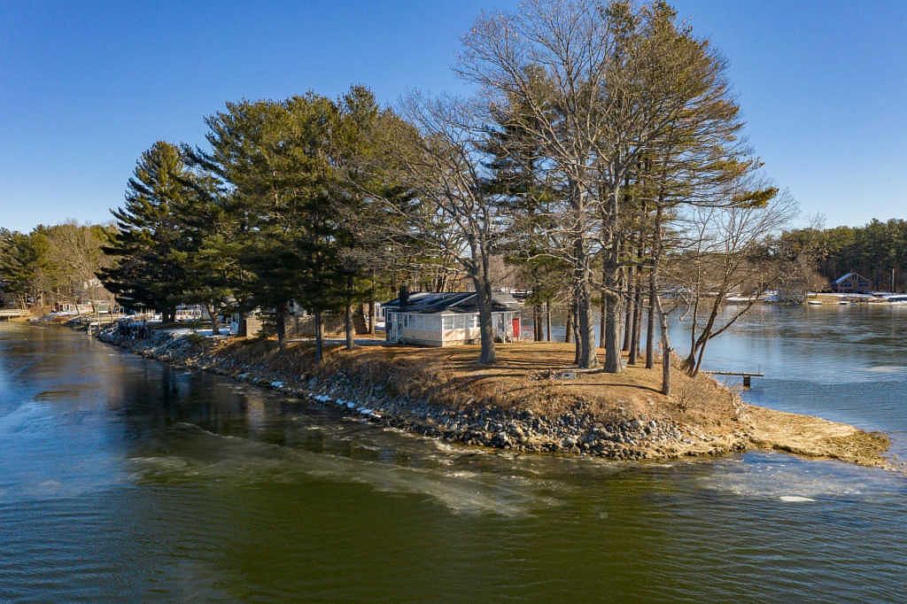 46 Rogers Point Dr, Eliot, ME 03903 | Zillow