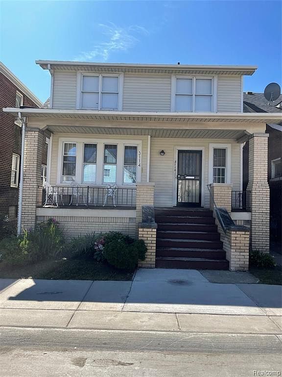 3114 Holbrook St, Hamtramck, MI 48212 | Zillow