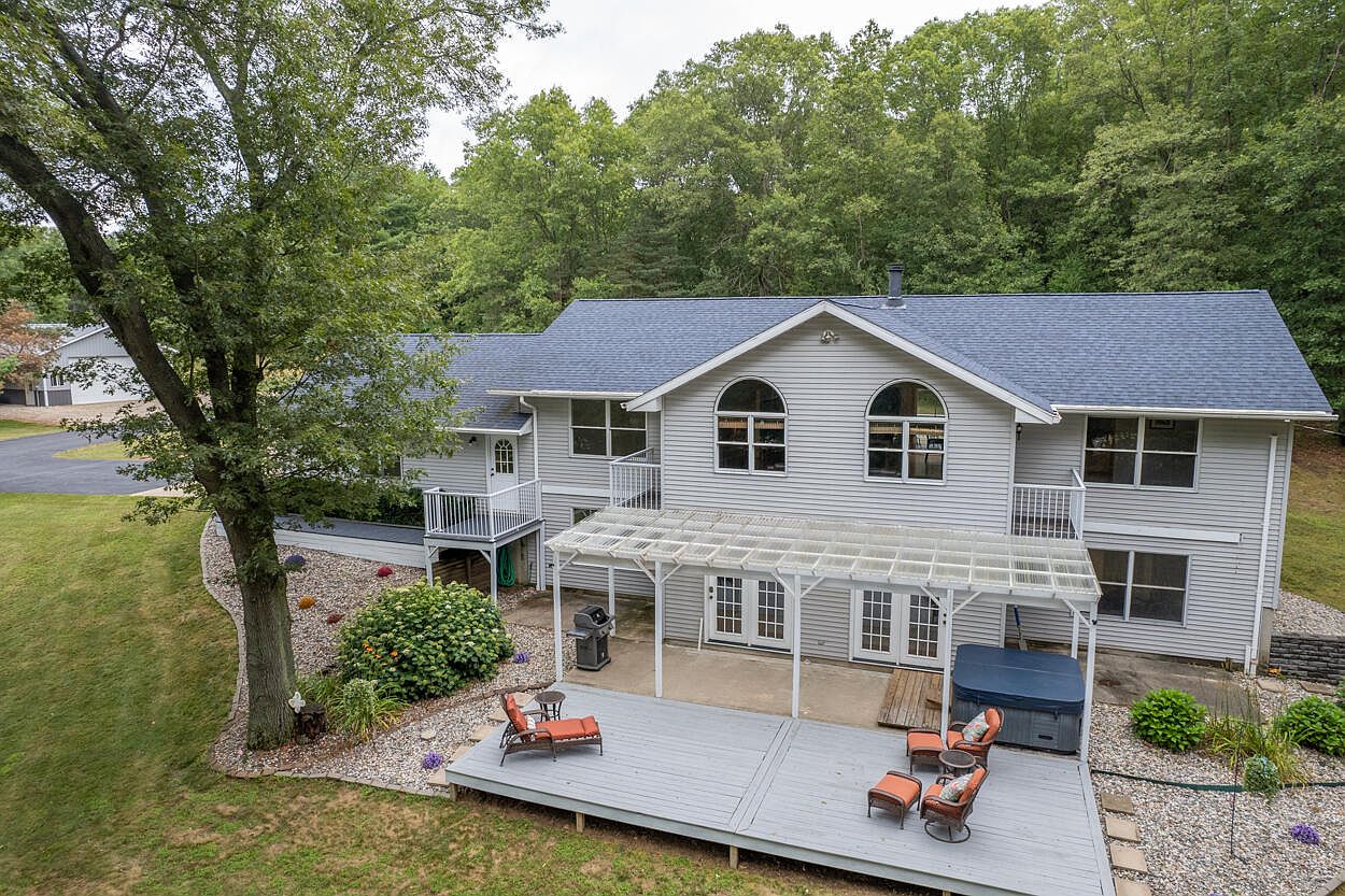4586 N Bass Lake Rd, Pierson, MI 49339 | Zillow