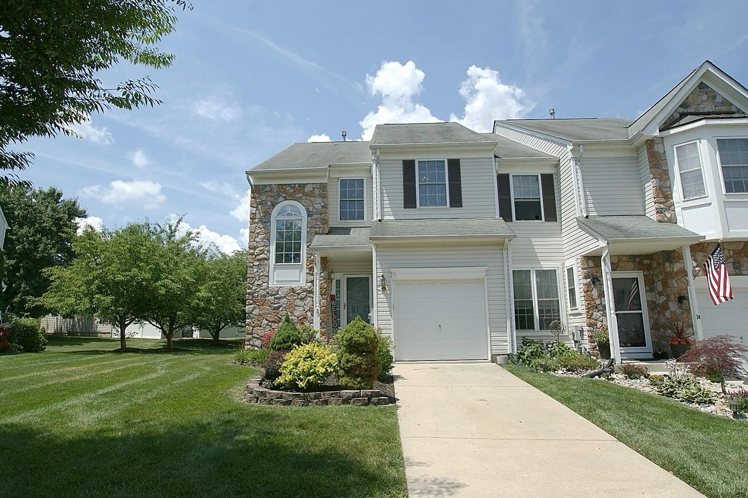 33 Farmington Ct, Bordentown, NJ 08505 | Zillow