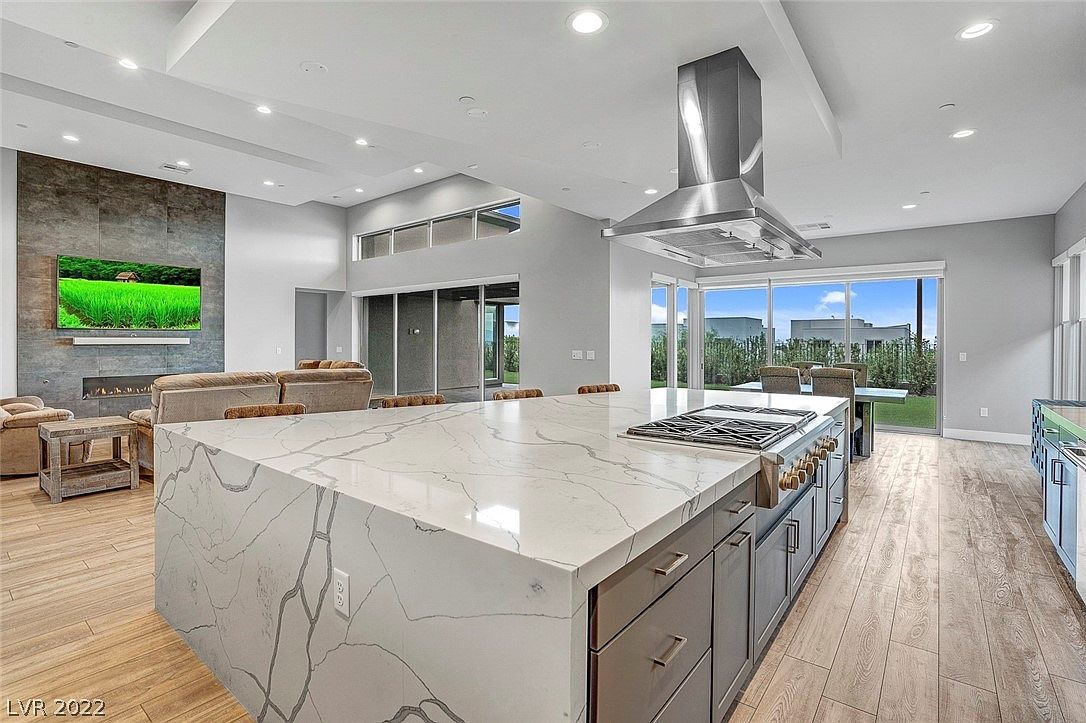 2224 Sky Pointe Ridge Dr, Henderson, NV 89052 | Zillow