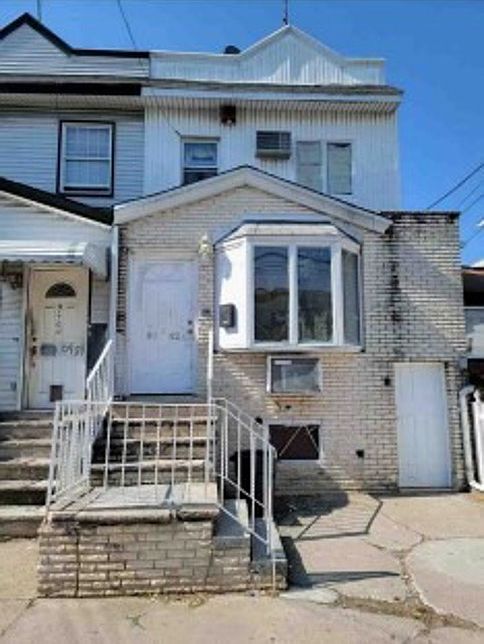 97-42 104th St, Ozone Park, NY 11416 | Zillow