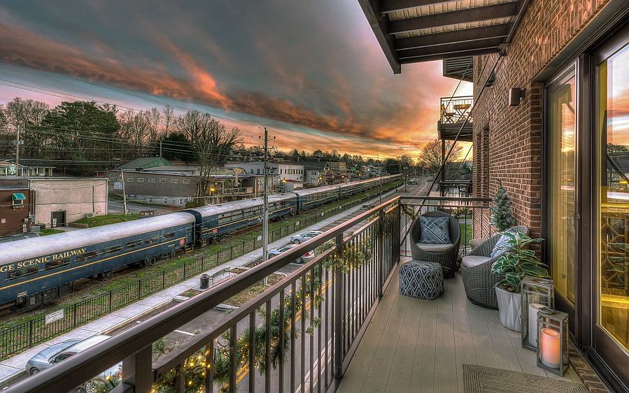 116 W Main St, Blue Ridge, GA 30513 | Zillow