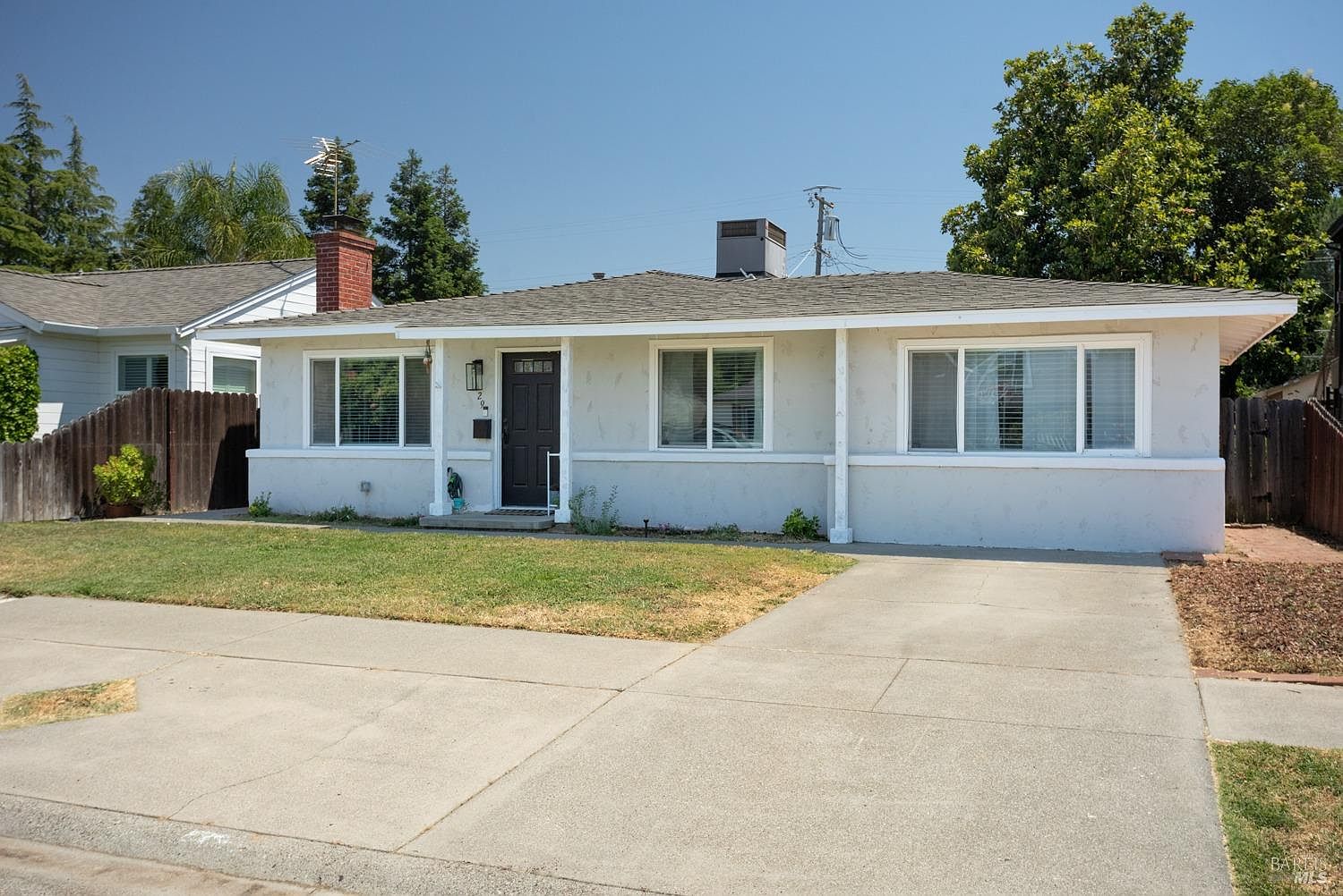 629 W C St, Dixon, CA 95620 | Zillow