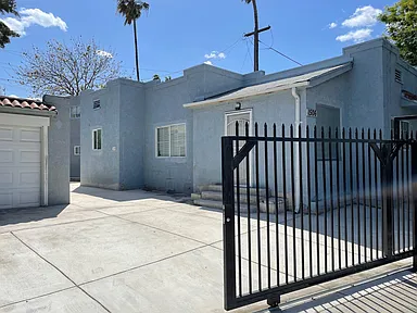 1217 E Harding Way Stockton CA | Zillow