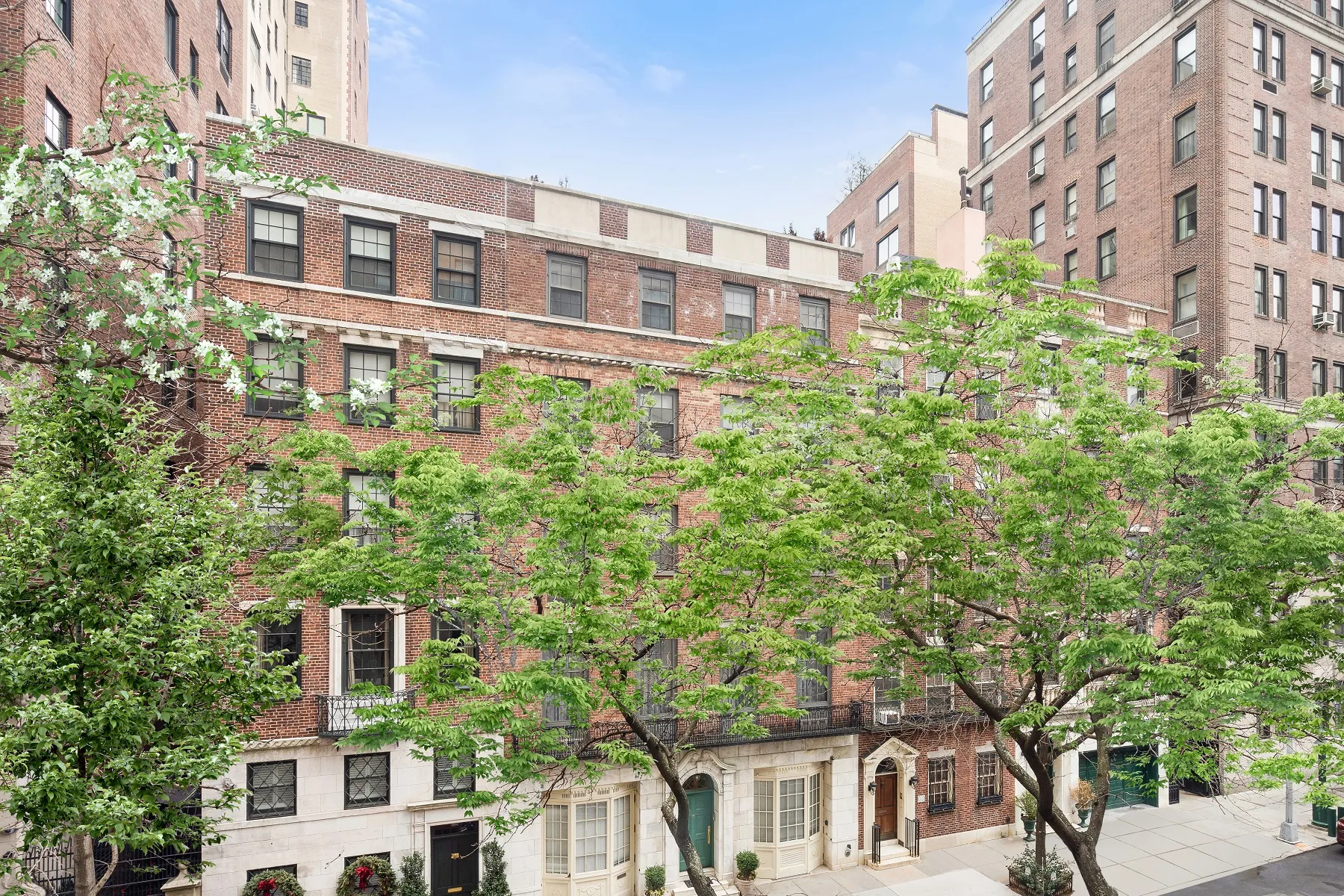 740 Park Avenue #2D in Lenox Hill, Manhattan | StreetEasy