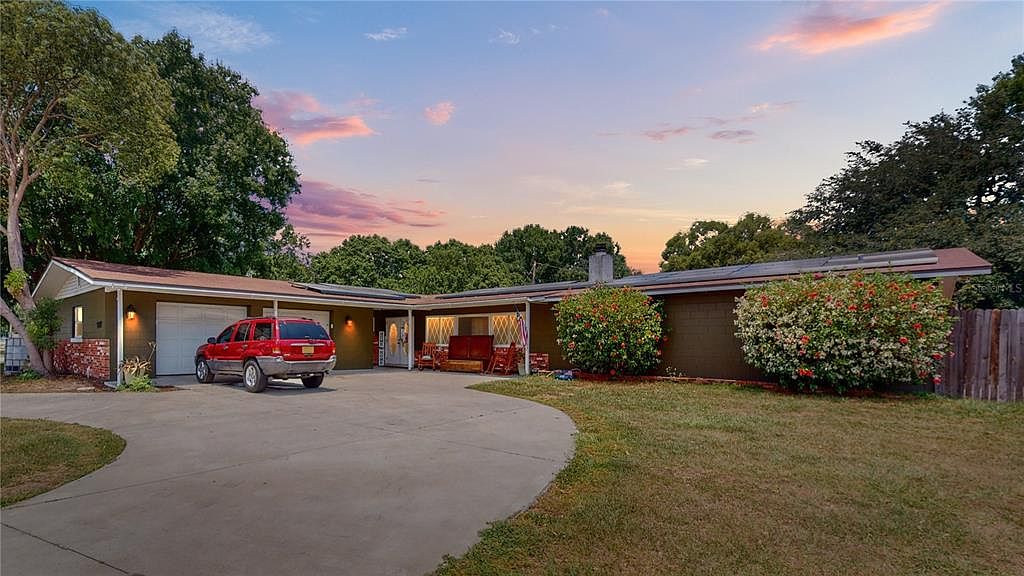 207 Sunshine Dr, Lake Wales, FL 33859 | MLS #L4937162 | Zillow