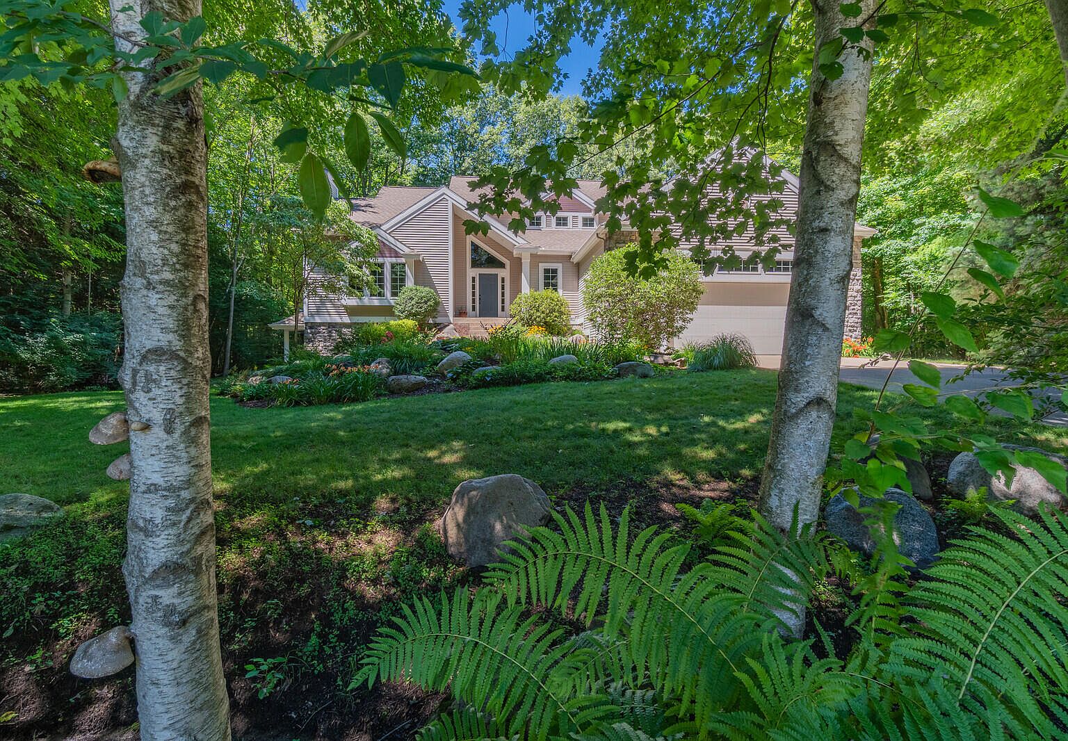18565 W Spring Lake Rd, Spring Lake, MI 49456 | Zillow
