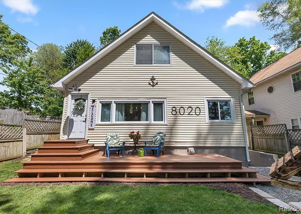 8020 Haviland Beach Dr, Linden, MI 48451 | Zillow