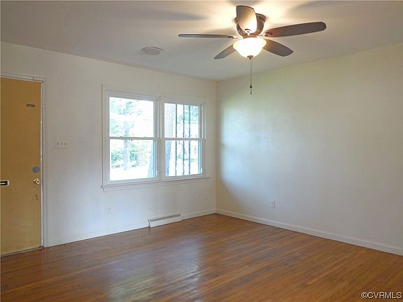 216 E York Dr, Emporia, VA 23847 | MLS #2318471 | Zillow