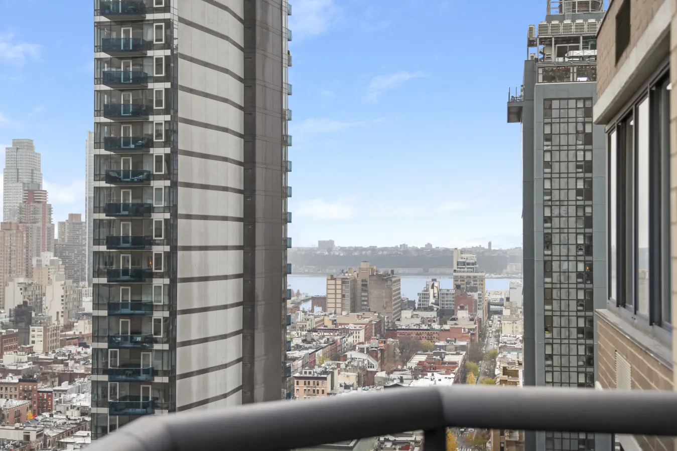 235 West 48th Street #27J in Midtown, Manhattan | StreetEasy