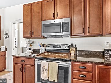 21270 Elizabeth Hill St, California, MD 20619 | Zillow