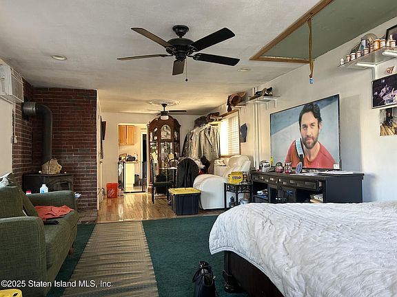 16 Young St, Staten Island, NY 10304 | MLS #2501590 | Zillow