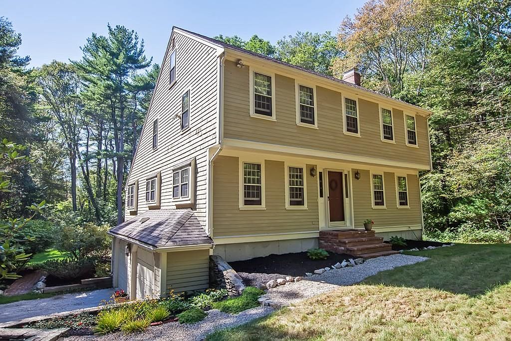577 1st Parish Rd #R, Scituate, MA 02066 | Zillow