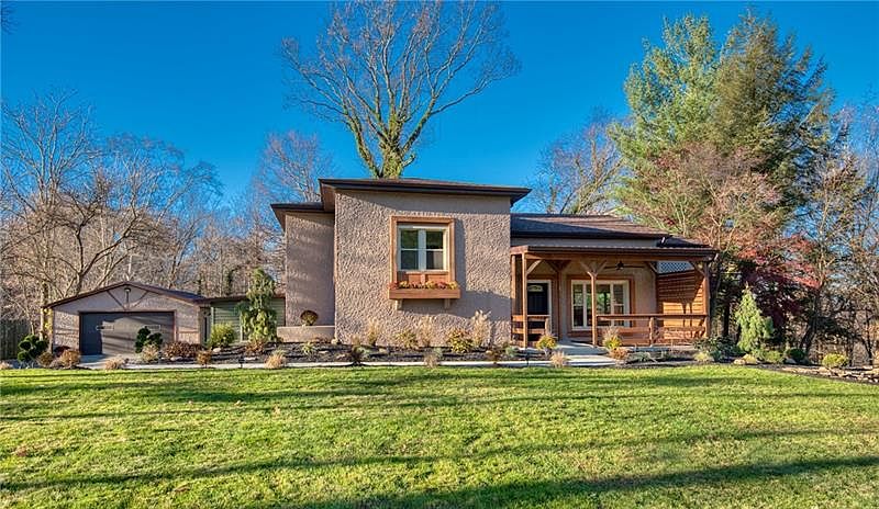 637 State Route 208, Pulaski, PA 16143 | Zillow