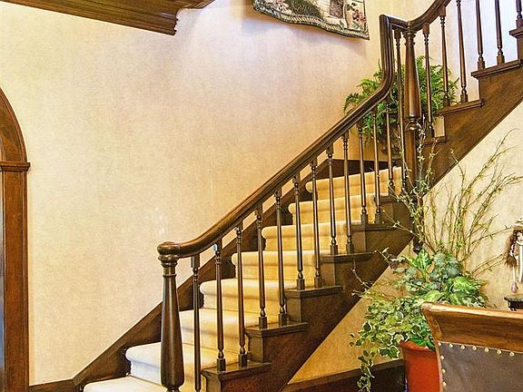 707 E Burlington Ave, Fairfield, IA 52556 | MLS #6313767 | Zillow