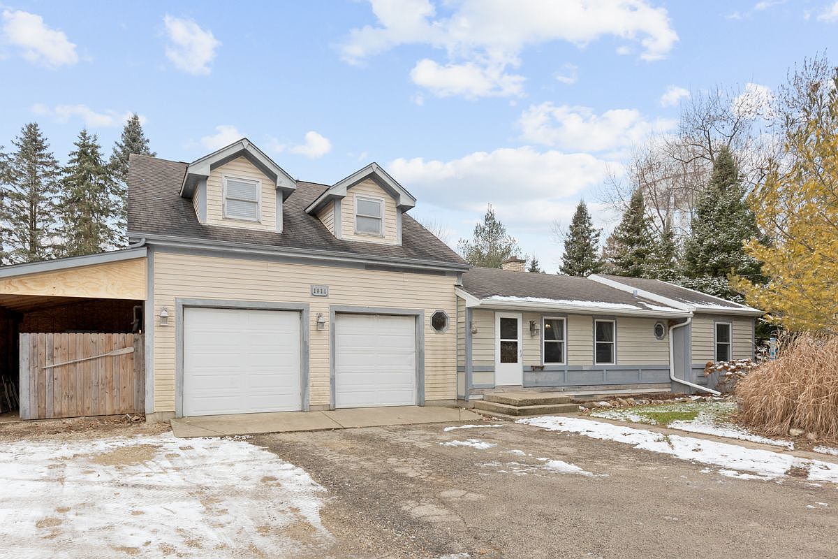1011 Circle Ct, Marengo, IL 60152 | MLS #11951948 | Zillow