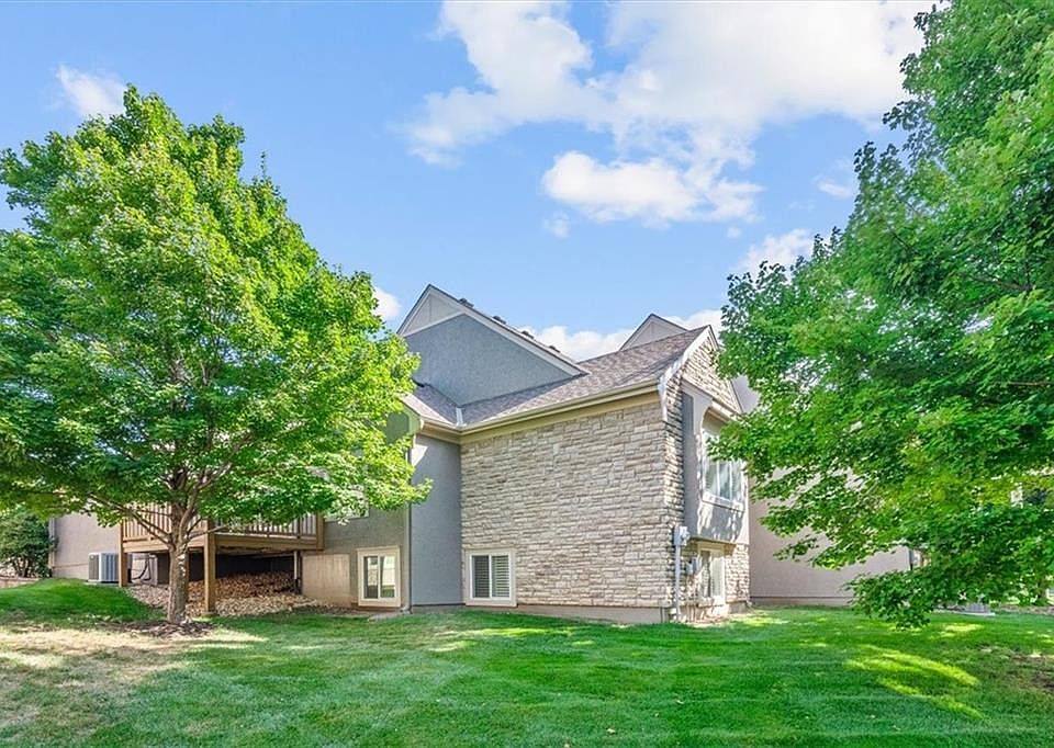 7889 W 157th Ter, Overland Park, KS 66223 | Zillow