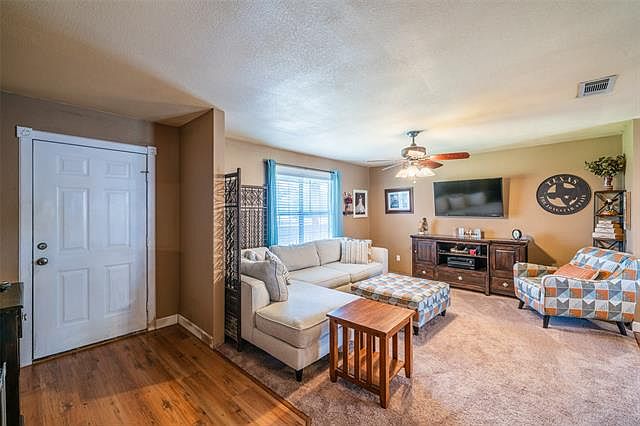 5515 Larimore Ln, Dallas, TX 75236 | Zillow