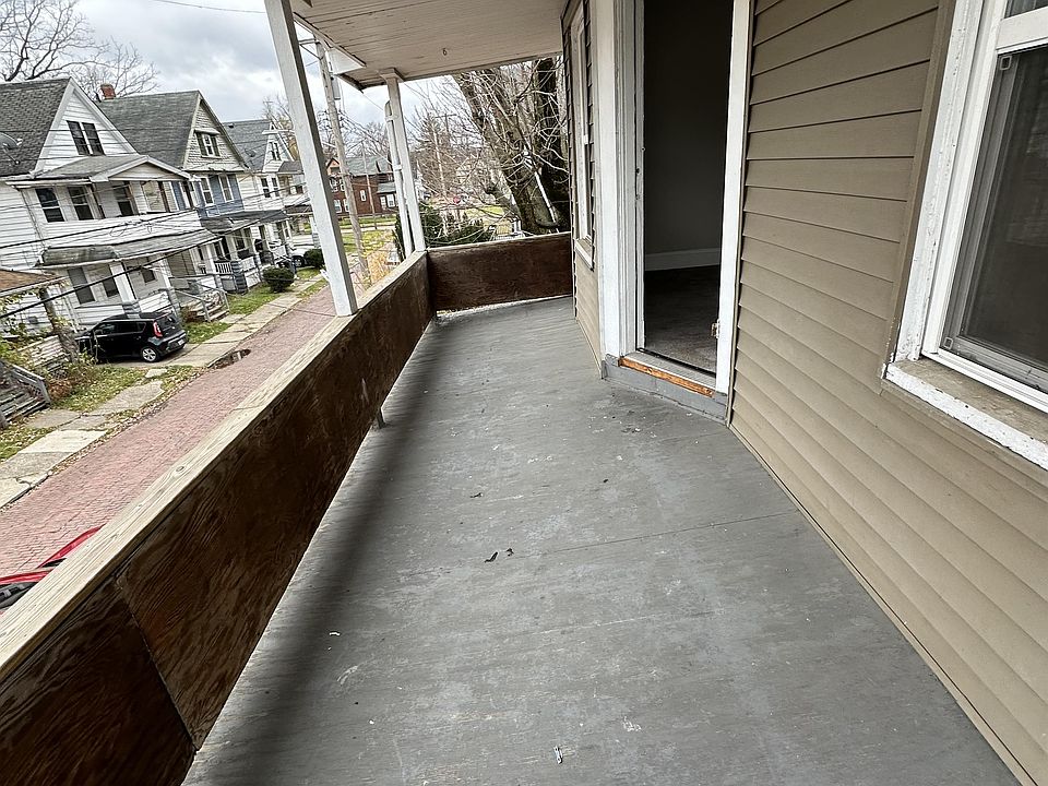 2962 E 66th St #2, Cleveland, OH 44127 | Zillow