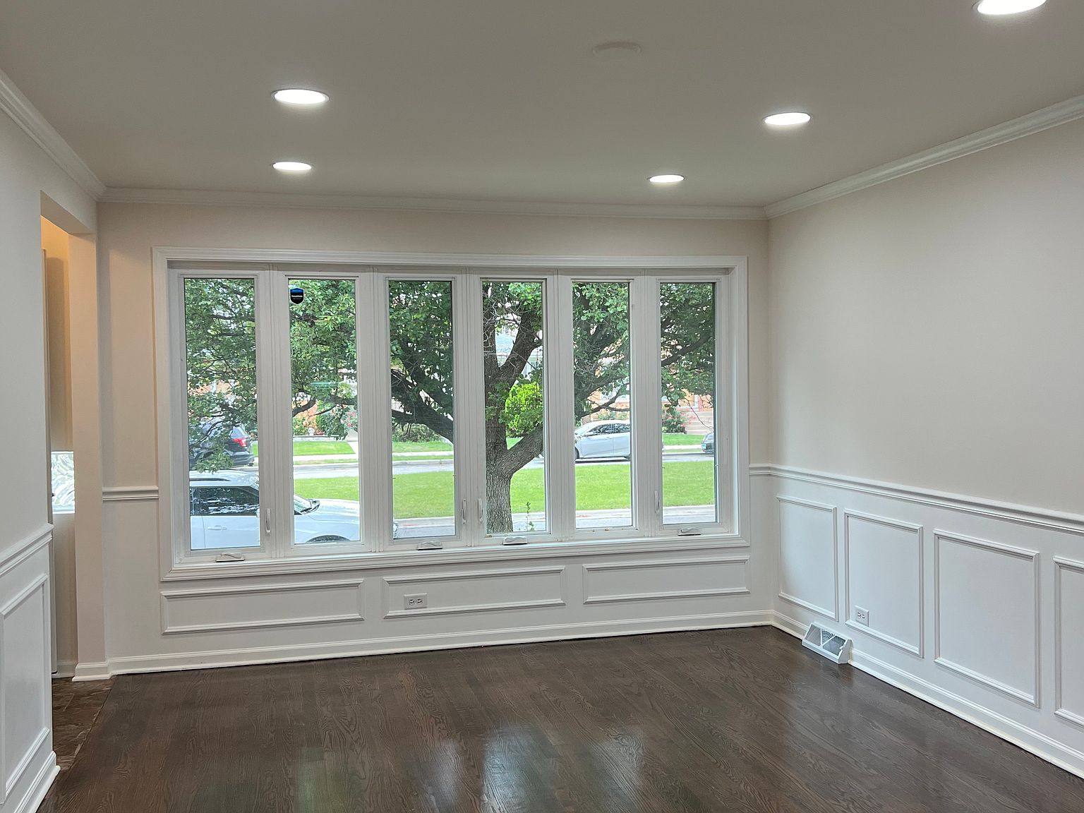 5749 W 63rd Pl #1, Chicago, IL 60638 | Zillow