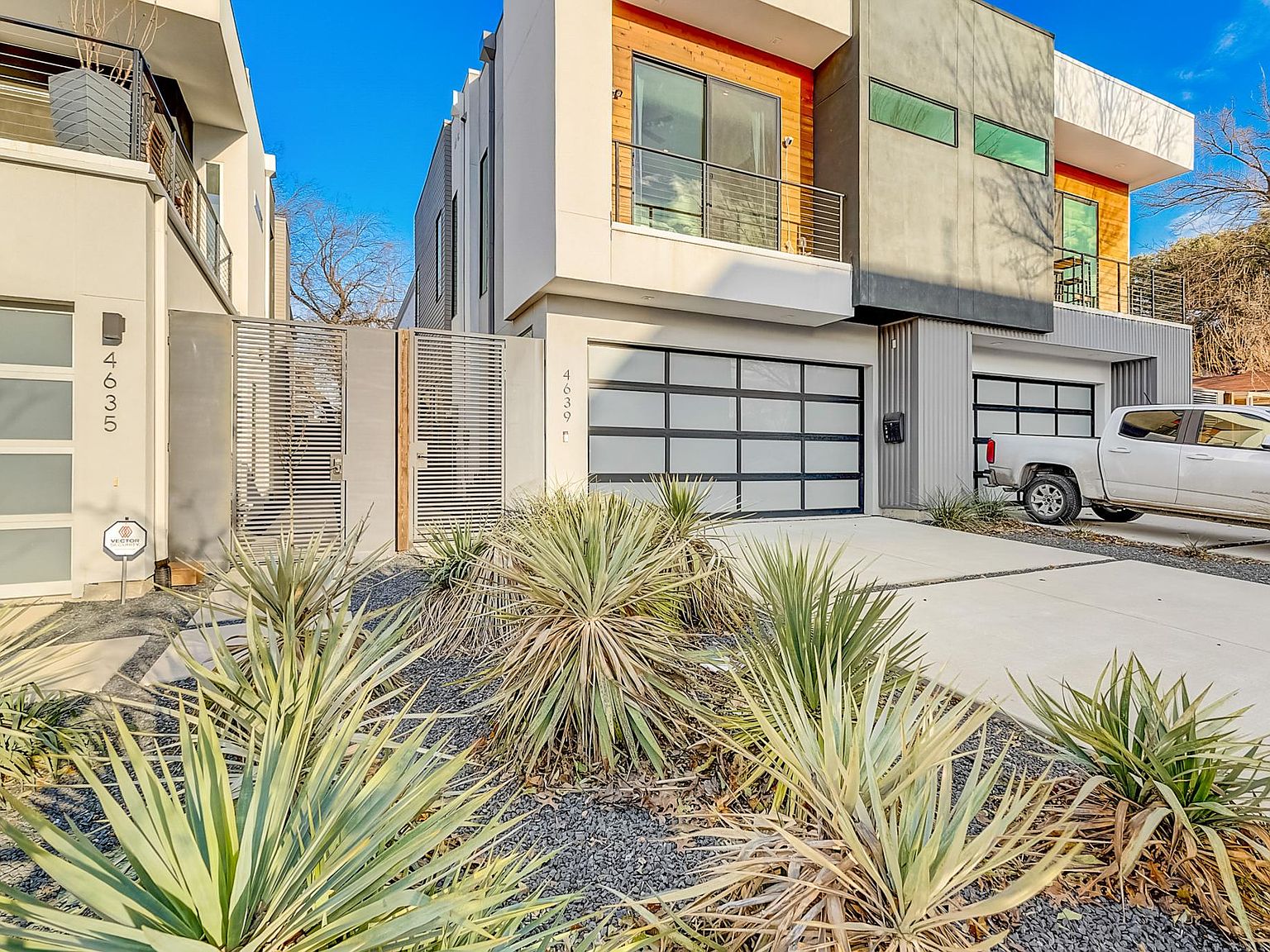 4639 Coles Manor Pl, Dallas, TX 75204 | Zillow