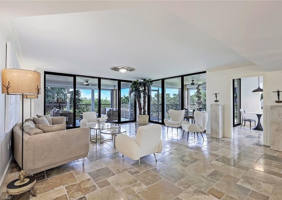 6597 Nicholas Blvd Naples FL | Zillow